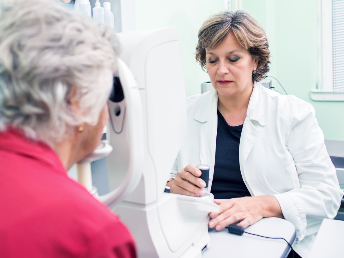 Katarakta (zaćma) starcza i wrodzona - czym jest? Objawy i leczenie ...