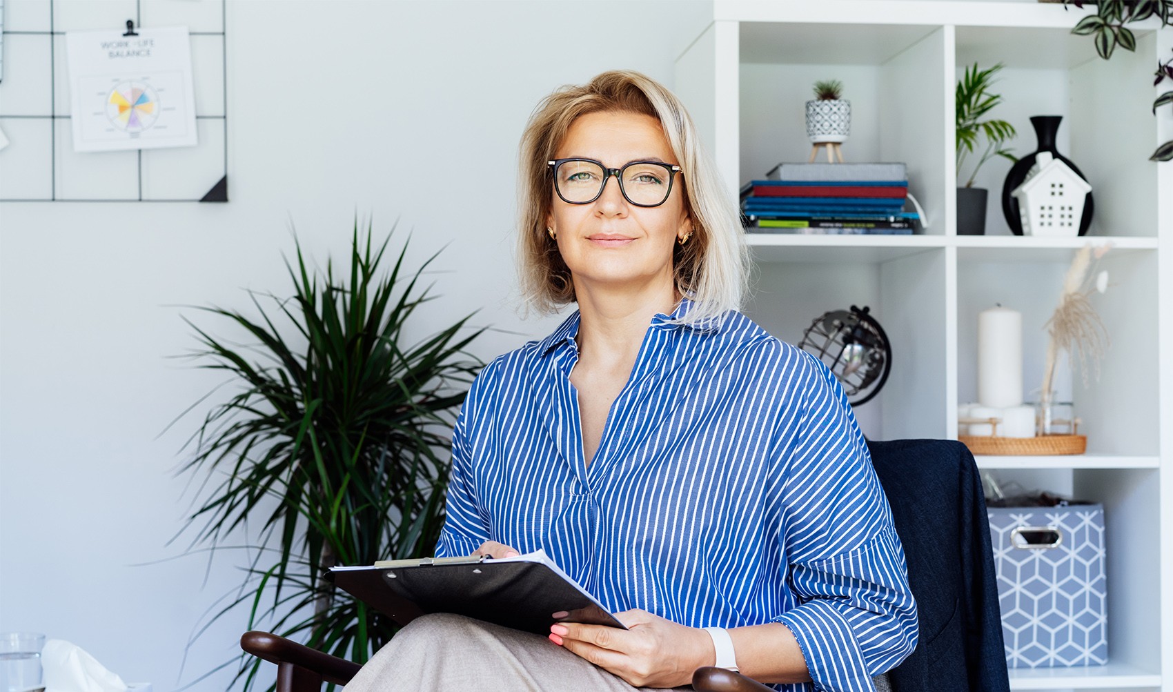 Czym zajmuje się psycholog? Jak wygląda wizyta? | HelloZdrowie