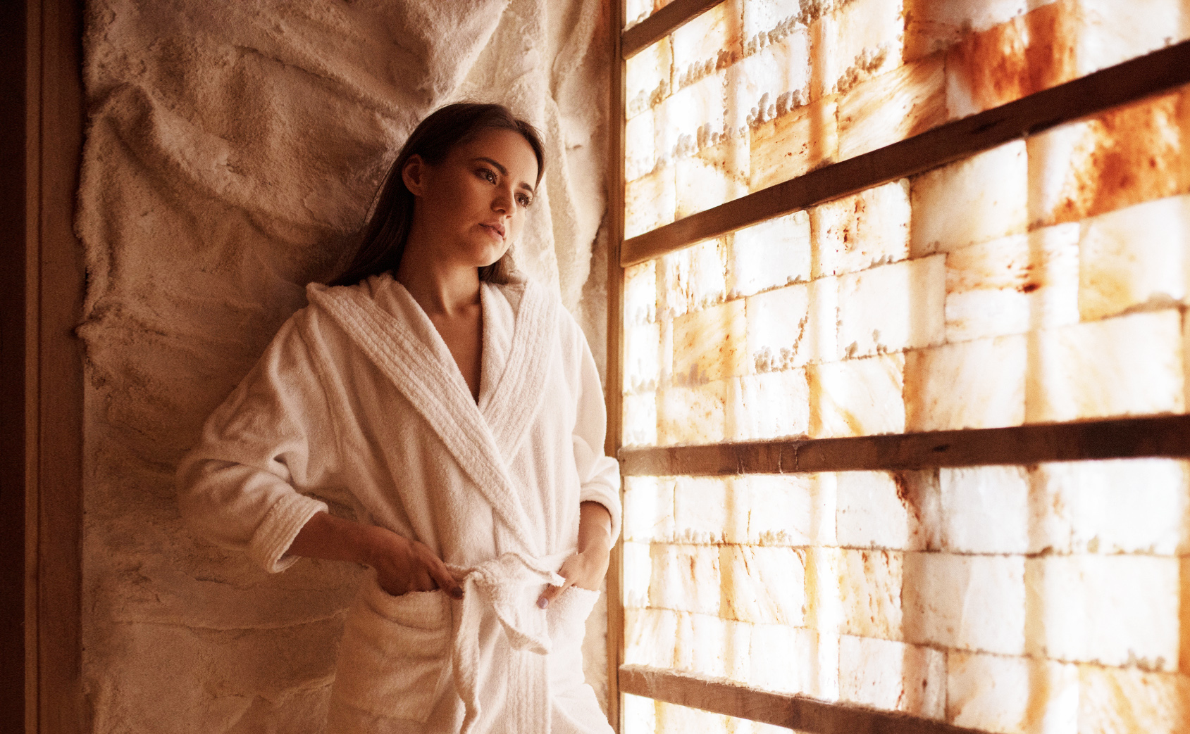 Grota solna - jakie są przeciwskazania i właściwości? Mówi lekarz