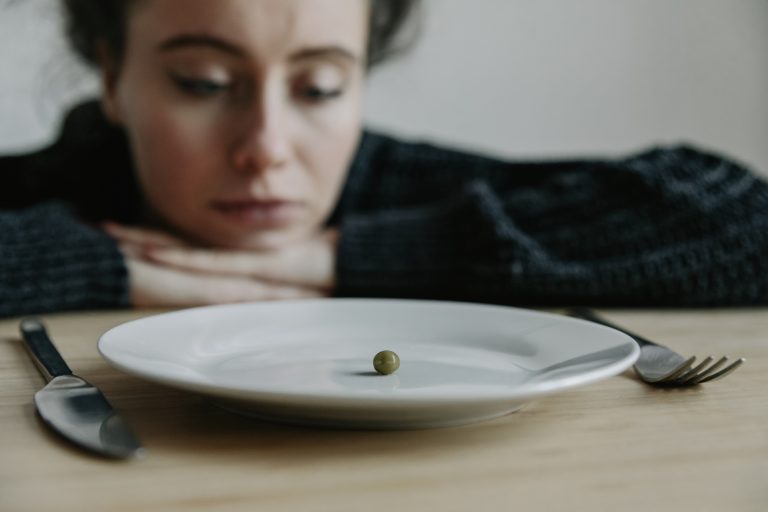 Bulimia - przyczyny, objawy, leczenie - HelloZdrowie