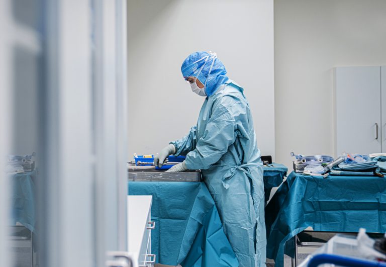 Plamy opadowe (pośmiertne) - jak je rozpoznać, po jakim czasie ...