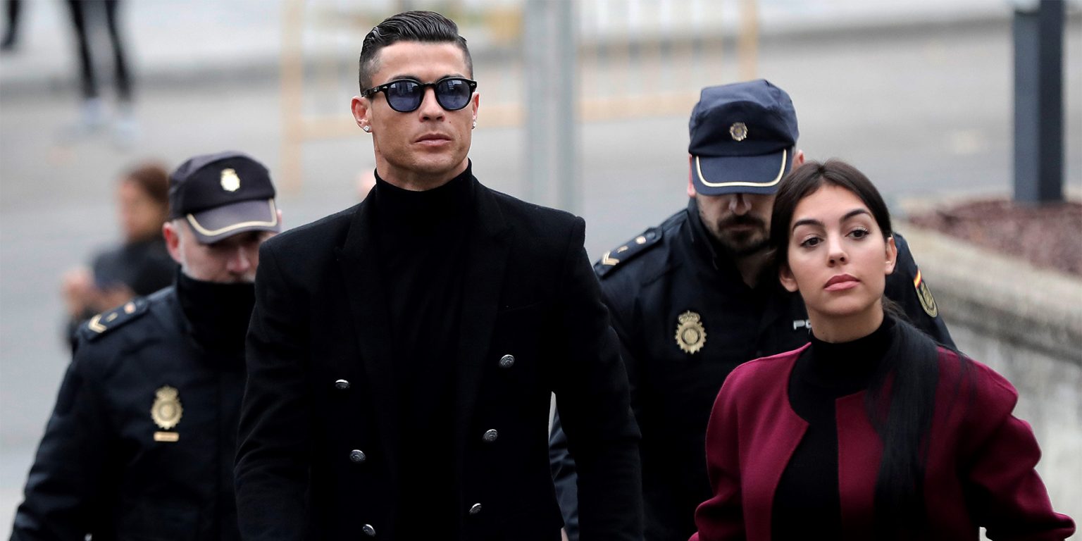 Plamy opadowe (pośmiertne) - jak je rozpoznać, po jakim czasie ...