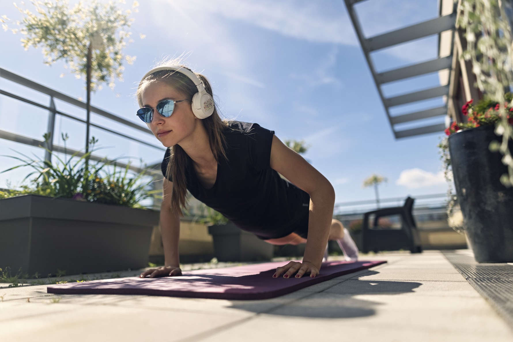 100 pompek – wyzwanie zwiększające siłę rąk. Plan, efekty. Czy na pewno ...