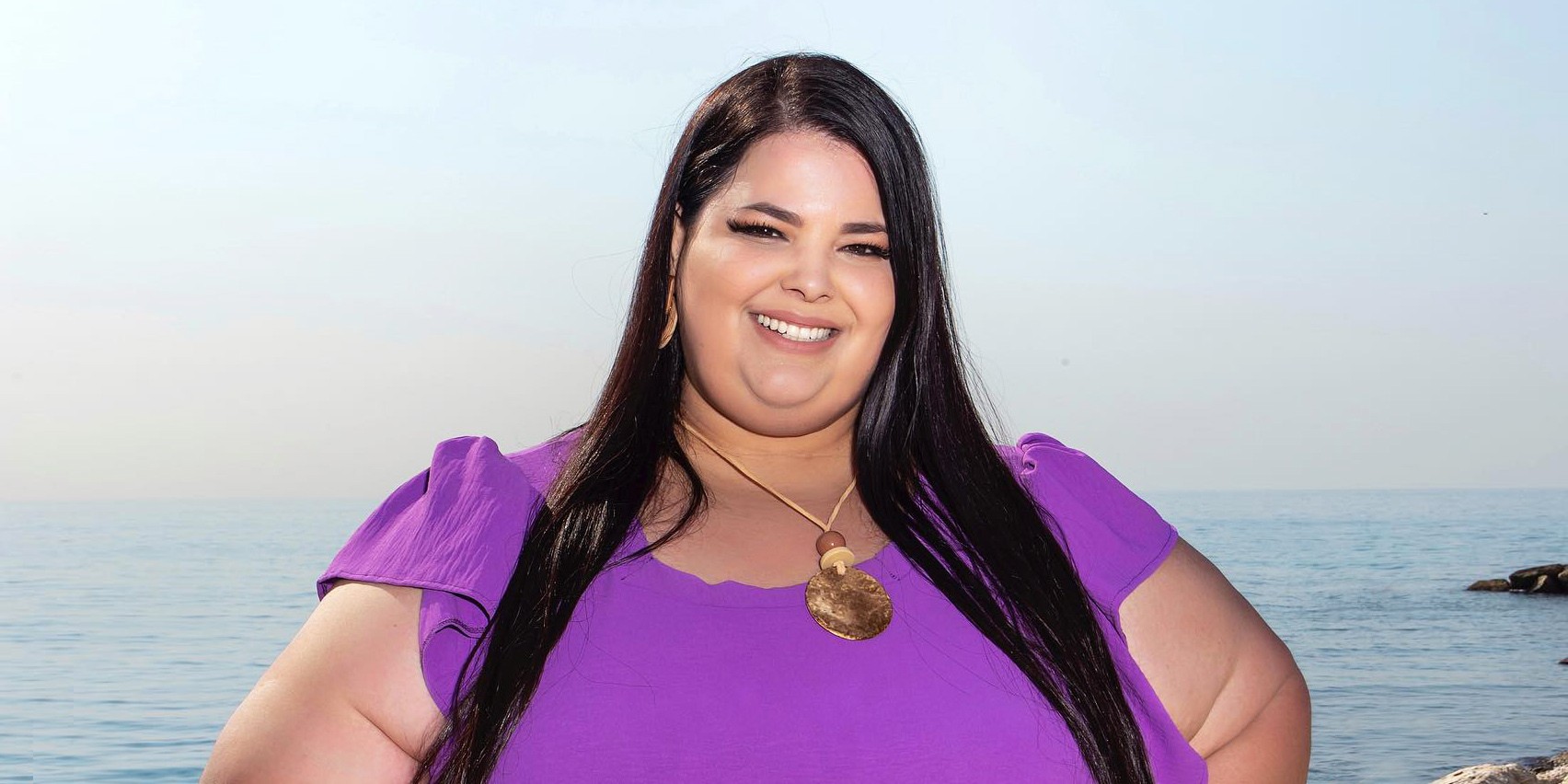 Modelka plus size nie weszła na pokład samolotu, bo „jest za duża na ...