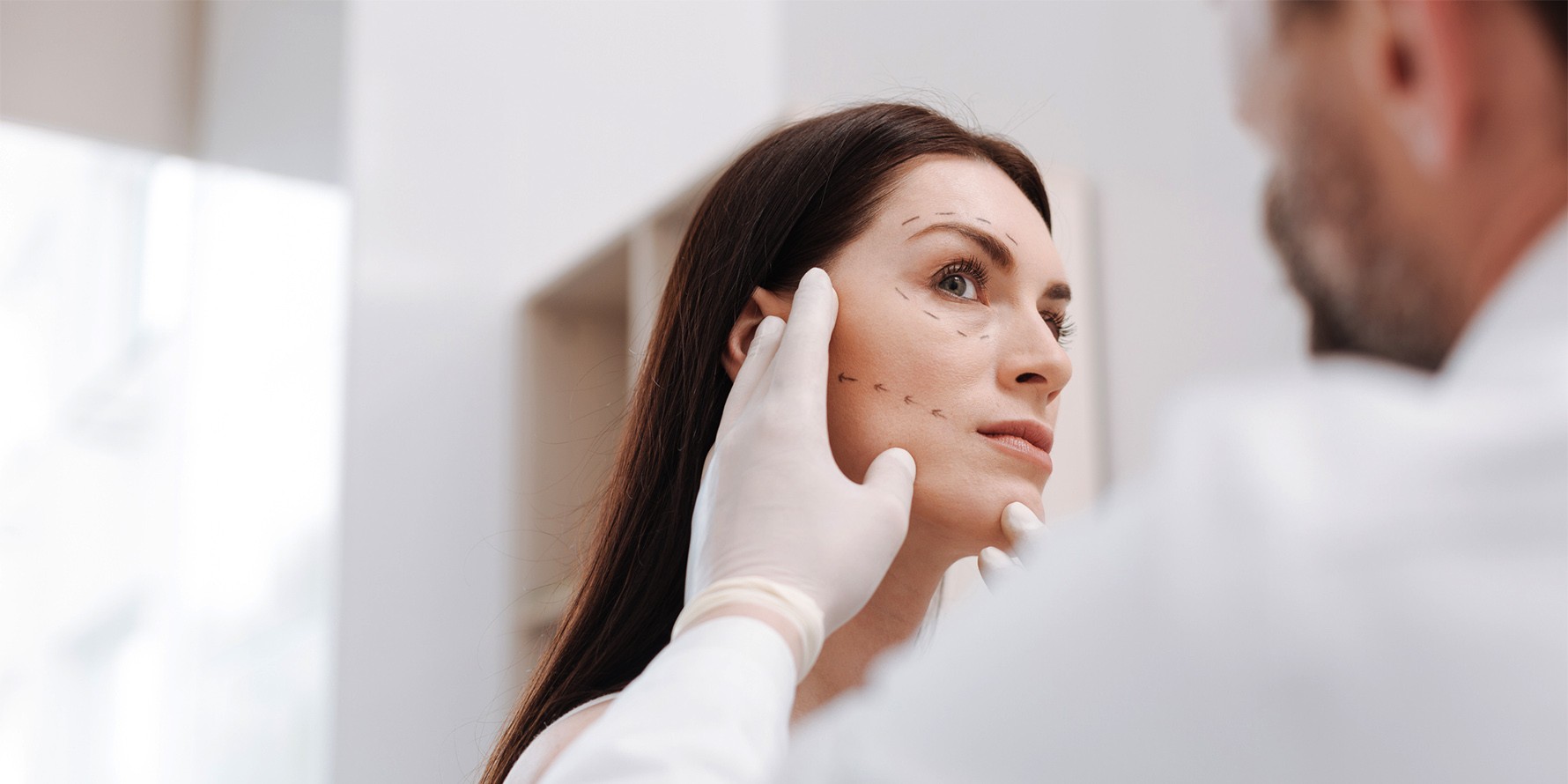 Modelowanie żuchwy – wolumetria, nici i inne metody na poprawę owalu ...