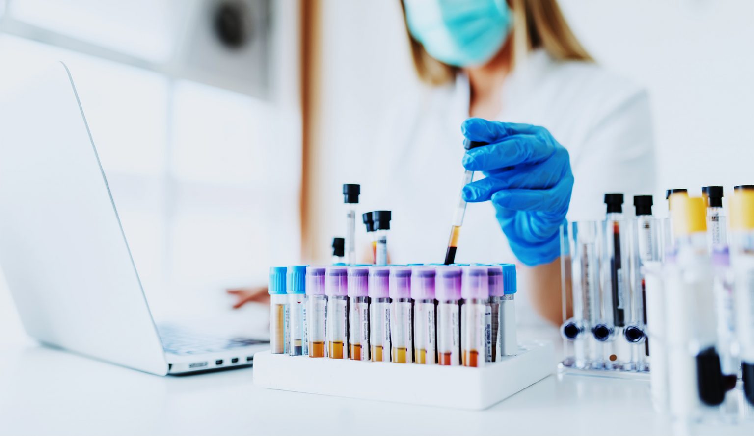 Czym jest poliglobulia? Przyczyny, objawy, leczenie | HelloZdrowie