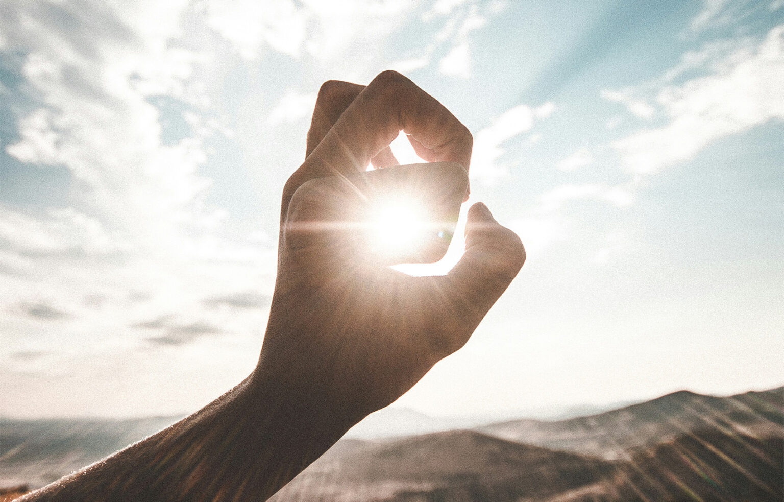 Kalcytriol i jego znaczenie. Co ma wspólnego z witaminą D? - HelloZdrowie